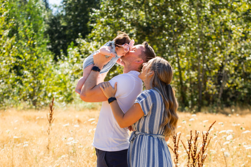 The Staudacher Family // Seattle - https://photosbybailey.com/